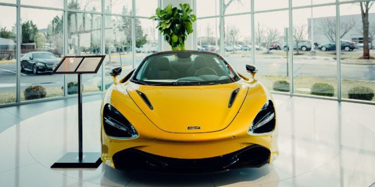 Why Buying a Loaner Car Is a Smart Move