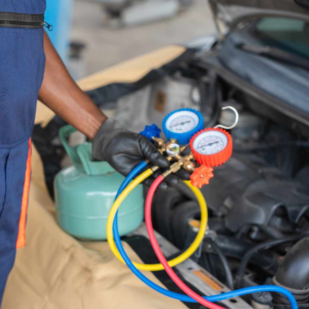 How to Remove Car Refrigerant Without a Machine Safely
